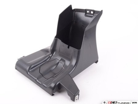 Genuine BMW - 51117331786 - Oil cooler duct - right (51-11-7-331-786)