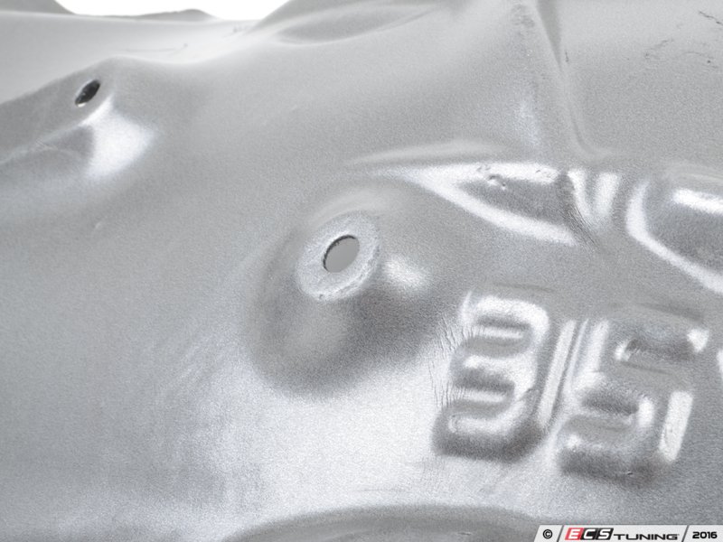 Genuine BMW - 51717260704 - Front Fender Liner - Right (51-71-7-260-704)