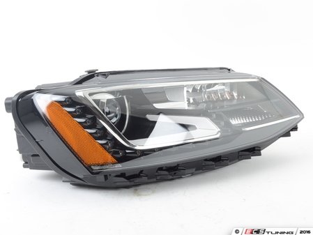 Genuine Volkswagen Audi - 5C7941752D - HID Headlight Assembly - Right ...