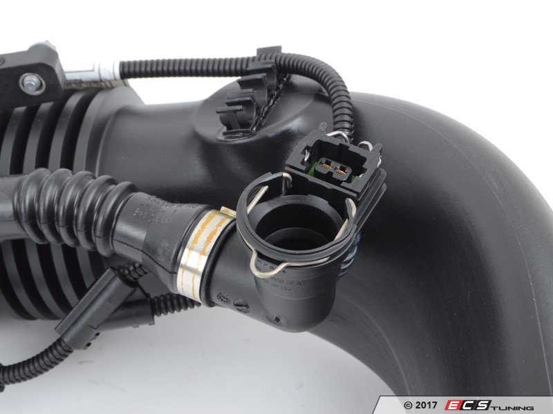 Genuine BMW - 13717808157 - FILTERED AIR PIPE (13-71-7-808-157)