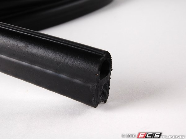 Genuine BMW - 51711977050 - Trunk Lid Gasket (51-71-1-977-050)