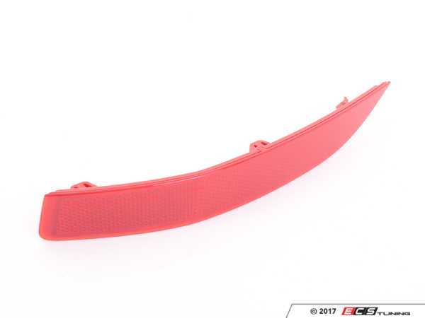 Genuine BMW - 61617355547 - Reflector - Bumper Cover (Red) (61-61-7-355 ...