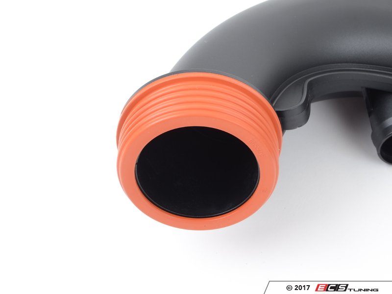 Genuine BMW - 13717577452 - Air Duct - Cylinder 5-8 (Left) (13-71-7-577 ...