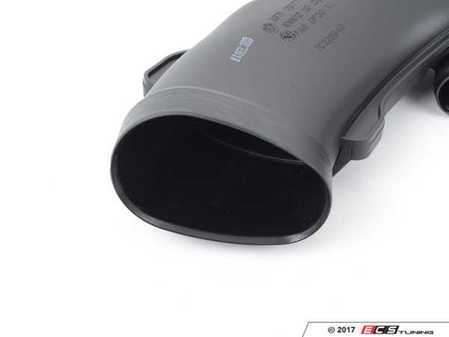 Genuine BMW - 13717577451 - Air Duct - Cylinder 1-4 (Right) (13-71-7 ...