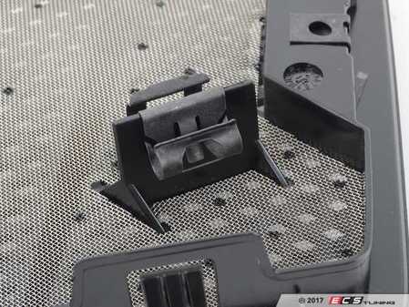 Genuine Mercedes Benz - 1648804405 - Hood Vent Grille - Right ...