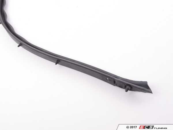 Genuine Volkswagen Audi - 1J6839697BB41 - Rear Outer Door Seal - Left ...