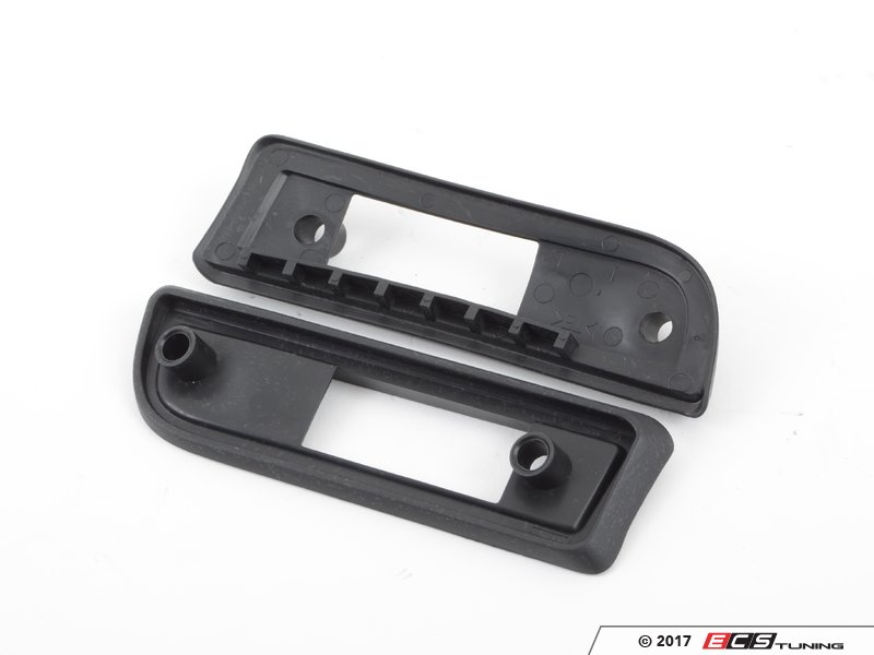 Genuine Mercedes Benz 2038490098 PAD NO LONGER AVAILABLE Genuine Mercedes Benz 2038490098 PAD NO LONGER AVAILABLE