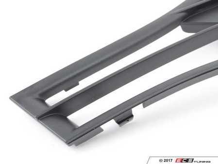 Genuine BMW - 51117294684 - PARTIALLY OPEN GRID, RIGHT (51-11-7-294-684)