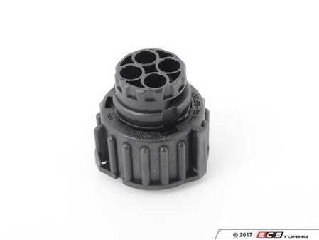 Genuine Mercedes Benz - 0155456526 - PLUG SOCKET - (NO LONGER AVAILABLE)