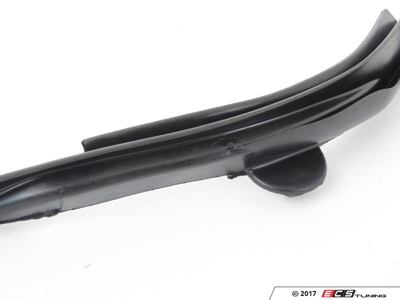 Genuine BMW - 51767185552 - Fender gasket - right (51-76-7-185-552)