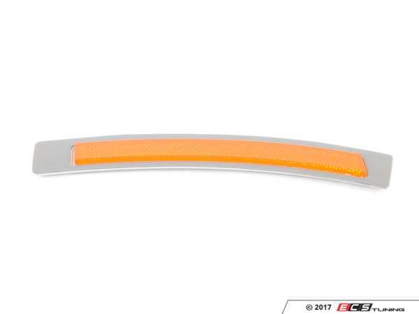 Genuine BMW - 63147191111 - Reflector - Bumper Cover (Yellow) (63-14-7 ...