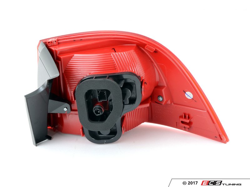 Genuine Volkswagen Audi - 7P6945095G - Outer Tail Light Assembly - Left ...