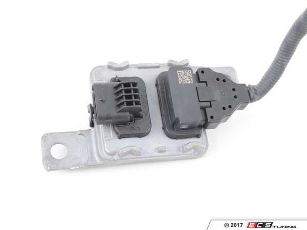 Genuine Volkswagen Audi - 059907807AN - SENSOR (059 907 807 AN)