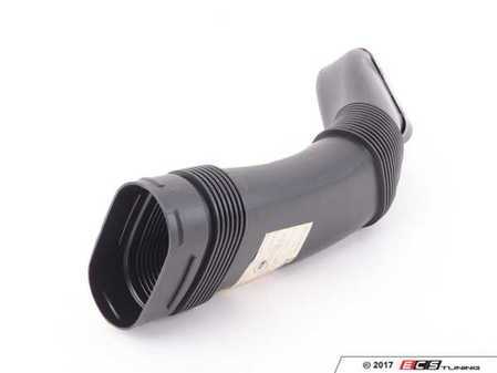 Genuine BMW - 13717582310 - Air Channel (13-71-7-582-310)