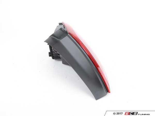 Genuine Volkswagen Audi - 5C5945208C - TAIL LIGHT (5C5 945 208 C)