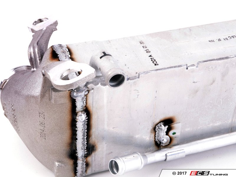 Genuine Volkswagen Audi - 3AA145805B - Intercooler (3AA 145 805 B)