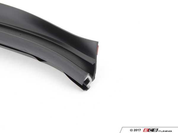 Genuine BMW - 51317227340 - Upper windshield gasket (51-31-7-227-340)