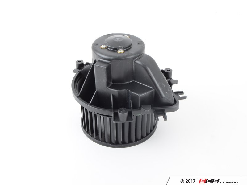Universal Air Cond - 67326901862 - Blower Fan Unit - 3 Pole