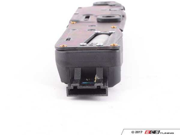 Genuine Volkswagen Audi - 3AF827887 - Hatch Striker (3AF 827 887)