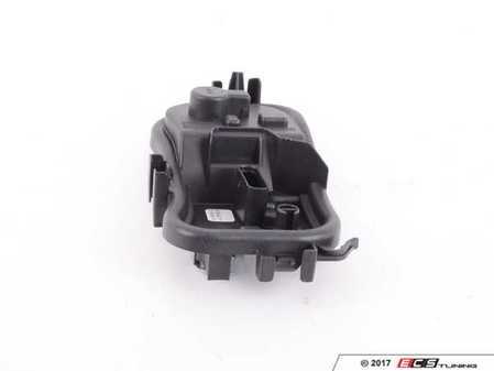 Genuine BMW - 63217366065 - Tail light bulb socket - Rear Left (63-21-7 ...