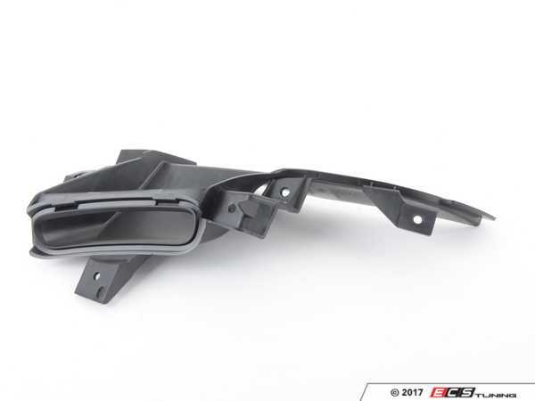 Genuine BMW - 51747263126 - Side Air Duct - Left (51-74-7-263-126)